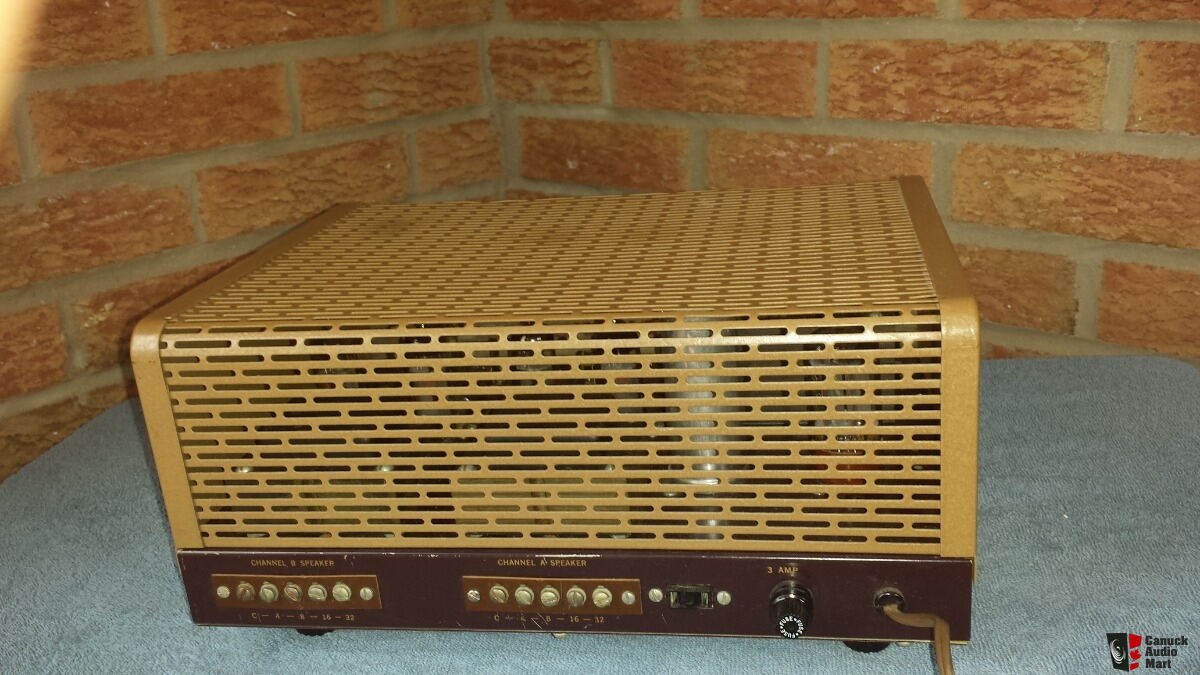 Lafayette LA-310 Stereo Tube Amplifier with cage in working order