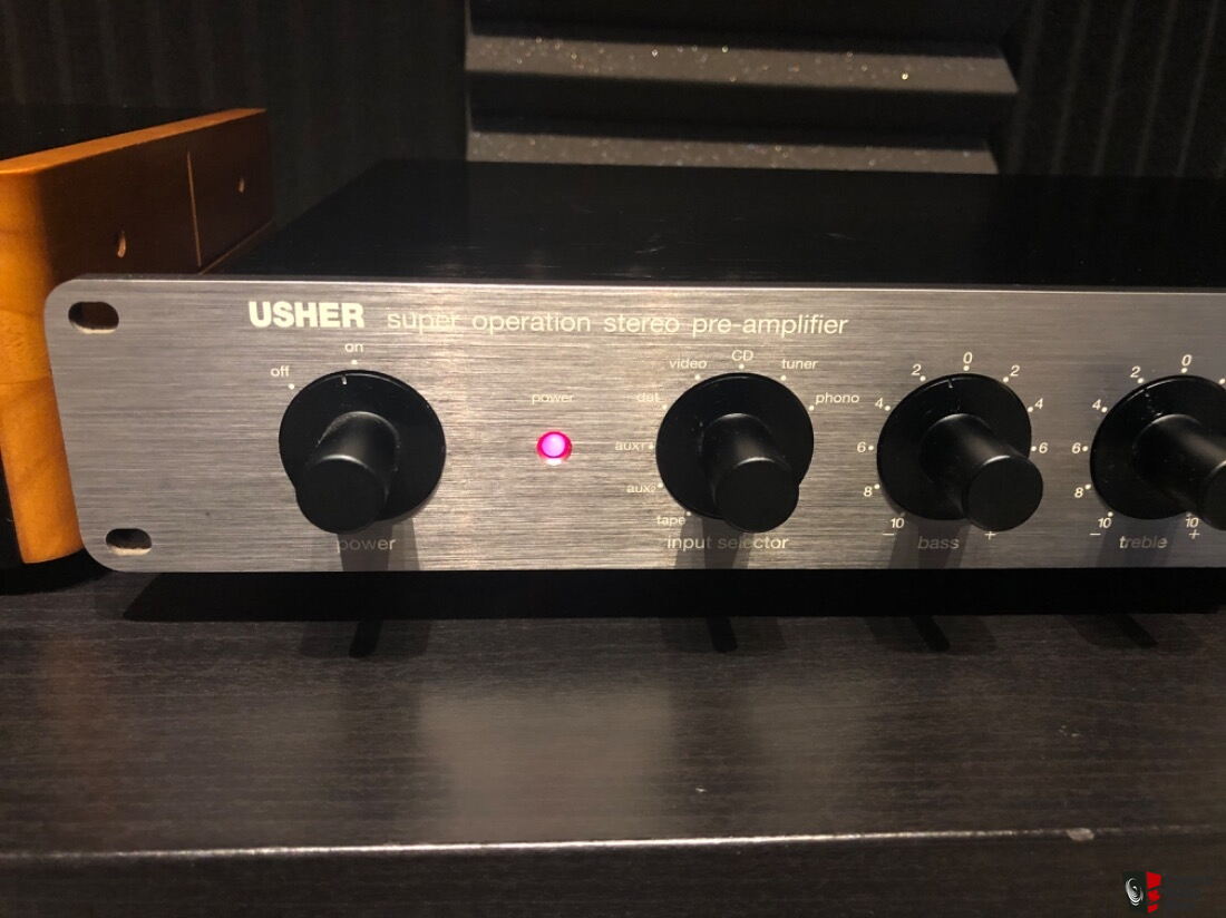 Usher P-303 stereo preamplifier Photo #2449943 - UK Audio Mart