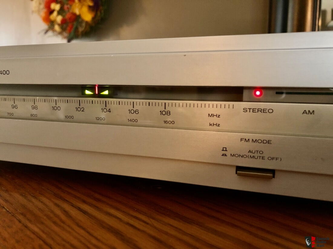 Cleaned 1981 Hitachi FT-3400 Stereo Tuner radio component Photo ...