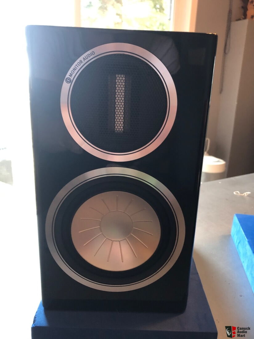 Monitor Audio Gold Gx50 bookshelf speakers and stands Photo #2455940 ...