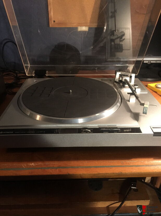 Hitachi HT-2 DD turntable Photo #2455964 - Canuck Audio Mart