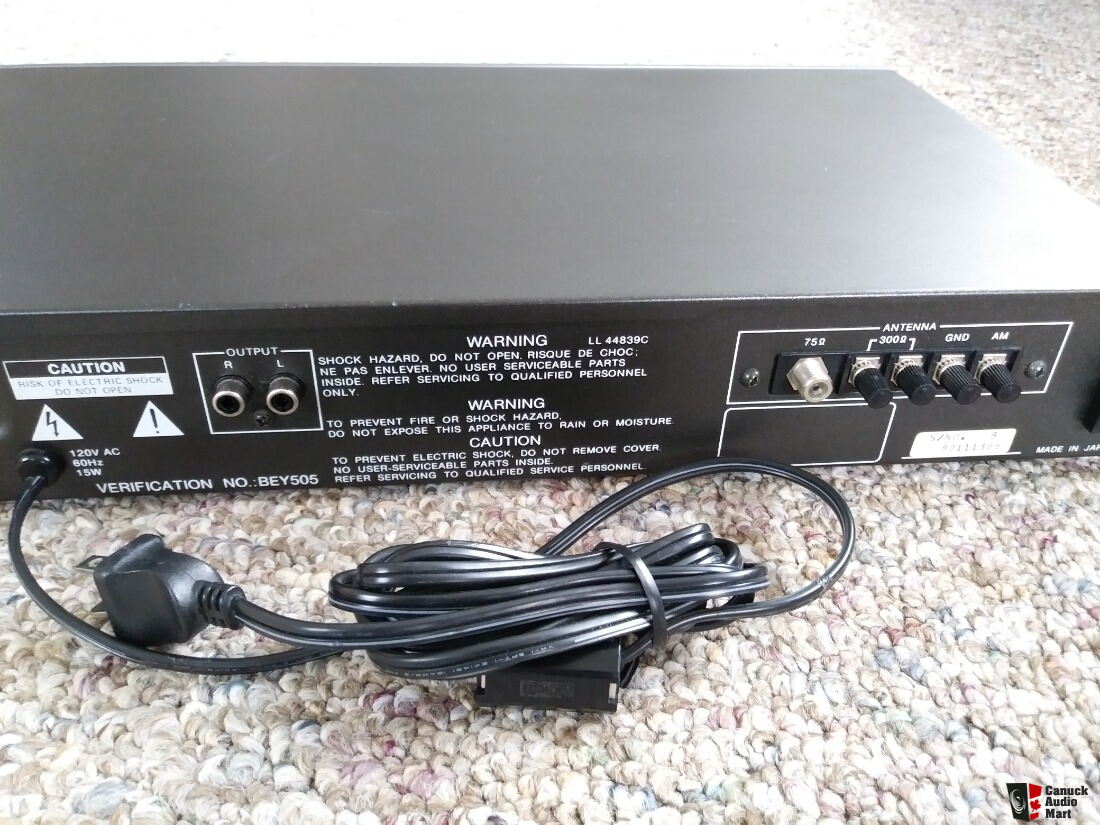 Carver TX-2 AM/FM Tuner Photo #2465126 - Canuck Audio Mart