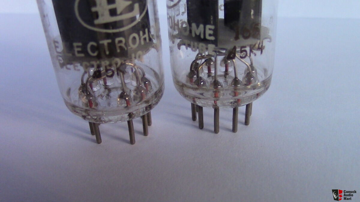 2 matching 12ax7, ecc83 Electrohome, Amperex tubes, made in Holland ...