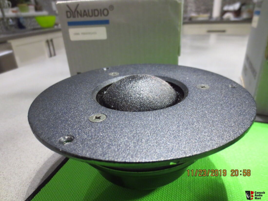 Dynaudio D 5206 AF Midrange Driver Pair Photo #2495681 - UK Audio Mart