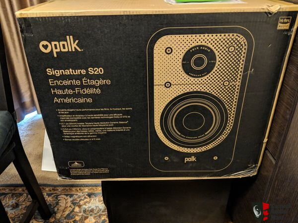 Polk S20 Bookshelf Speakers Photo #2498241 - Canuck Audio Mart
