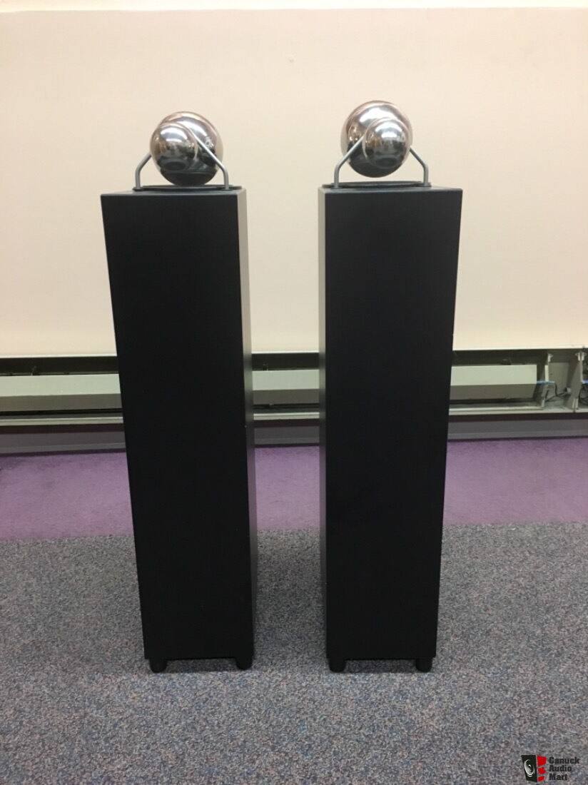 Duevel PLANETS floorstanding speakers Photo #2504381 - UK Audio Mart