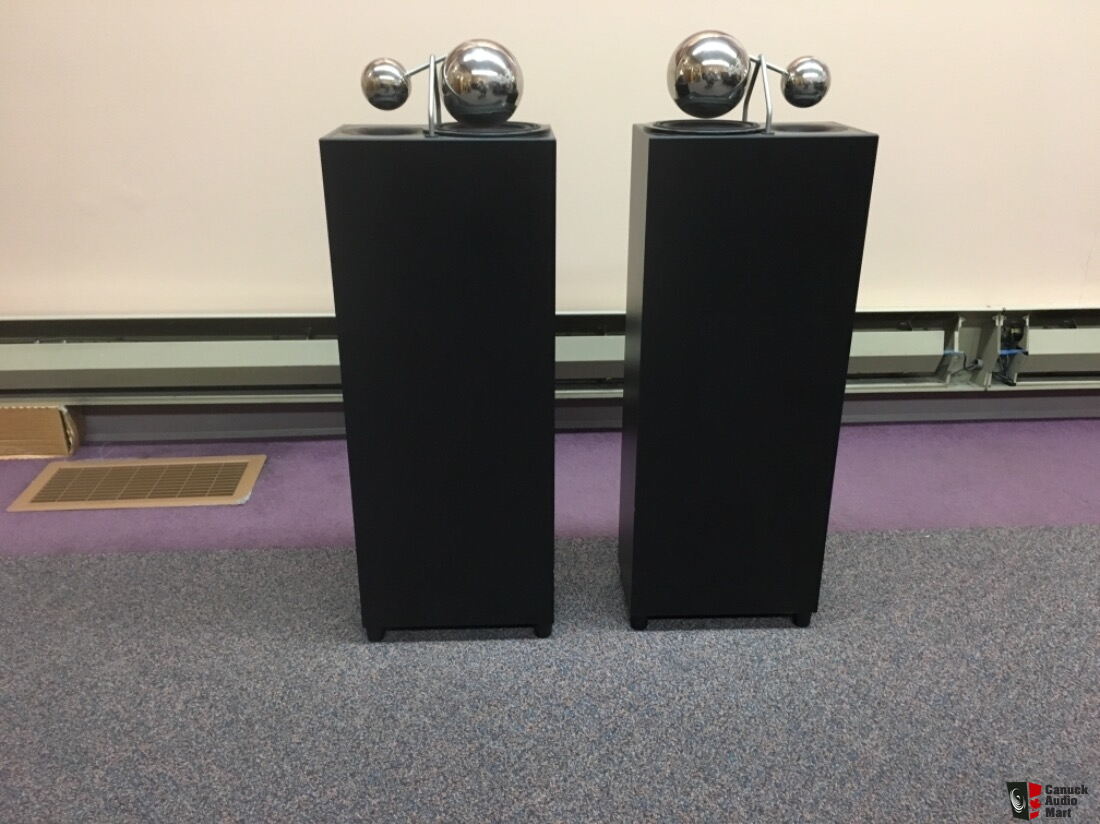 Duevel PLANETS floorstanding speakers Photo #2504378 - UK Audio Mart