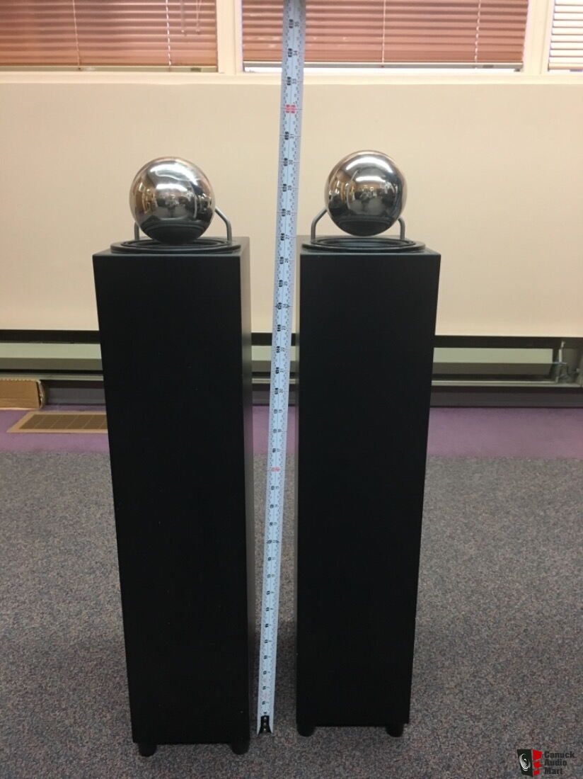 Duevel PLANETS floorstanding speakers Photo #2504381 - UK Audio Mart