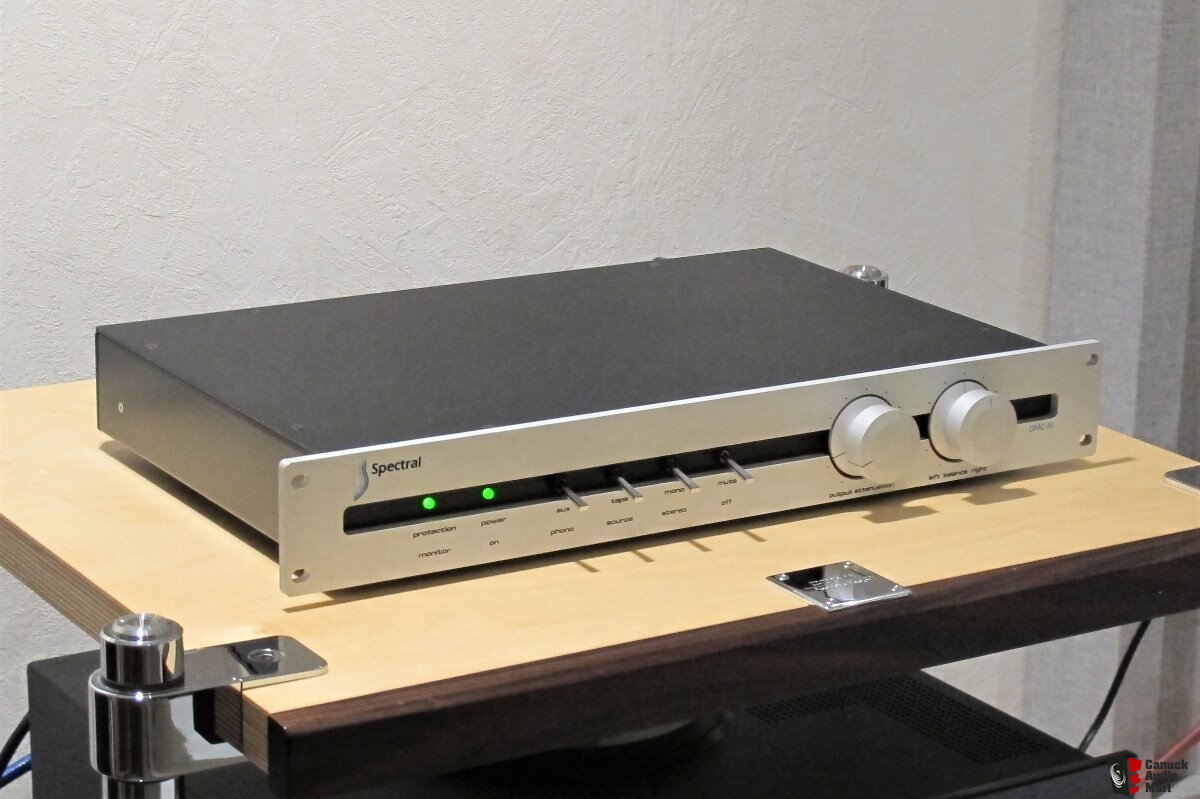 Spectral DMC-10 preamplifier with premium MM/MC phono stage - EXCELLENT ...