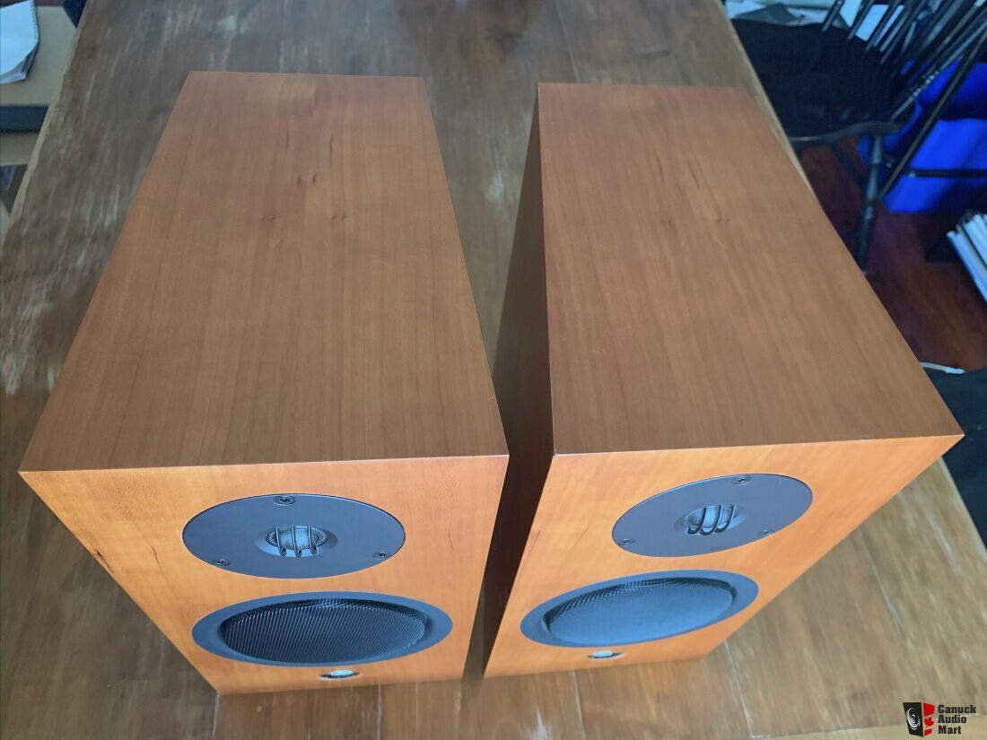 Linn Katan Cherry Speakers & Stands Photo #2519720 - US Audio Mart
