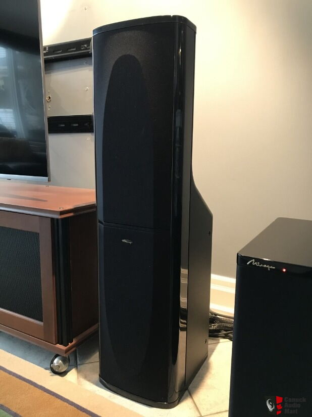 Mirage OM-7 speakers, BPS-400 subwoofer, OM-C2 centre channel Photo ...