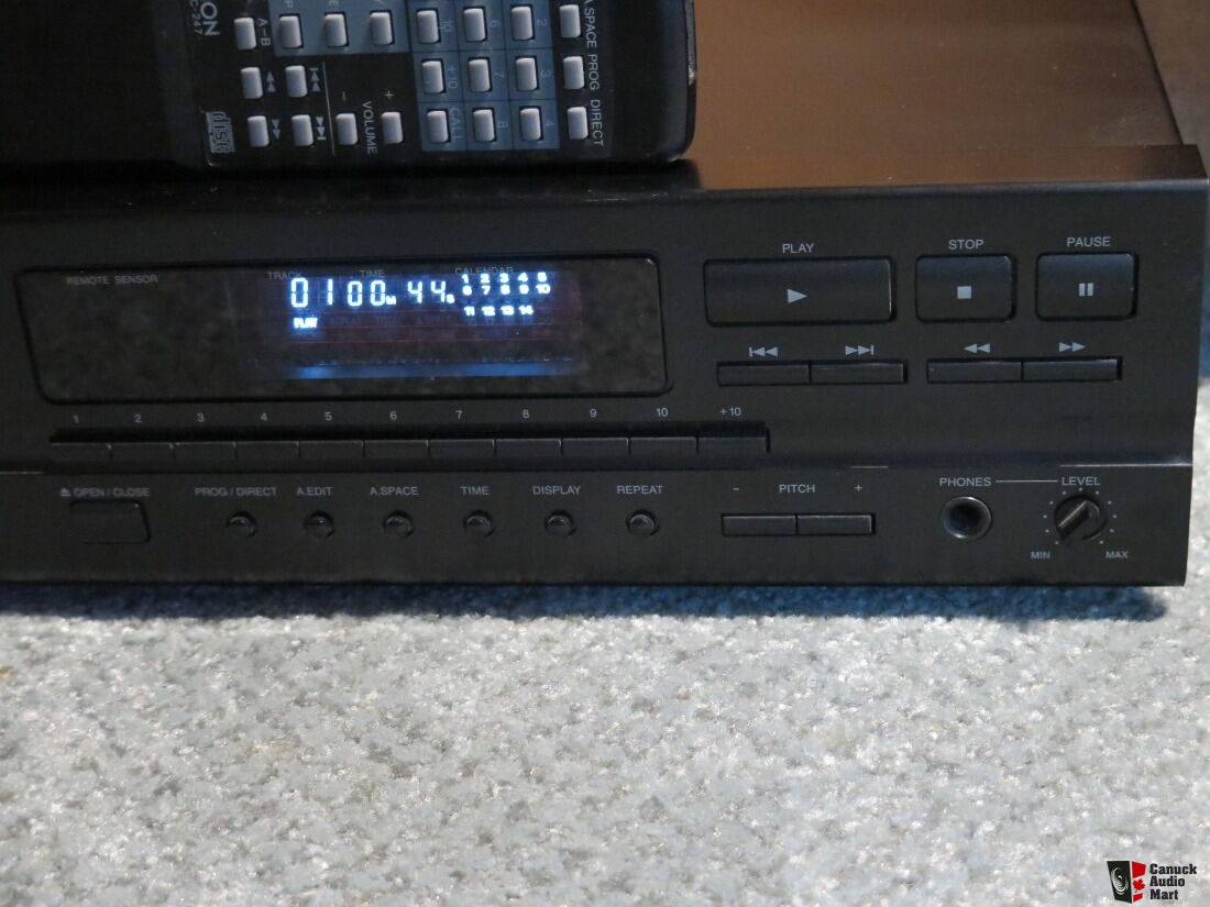 Denon DCD-815 CD compact disc player and DRM-540 Cassette Tape Deck ...