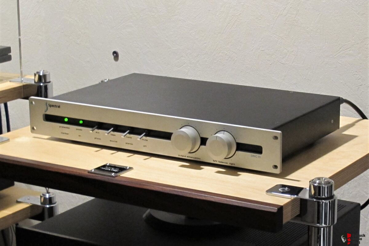 Spectral DMC-10 preamplifier with premium MM/MC phono stage - EXCELLENT ...