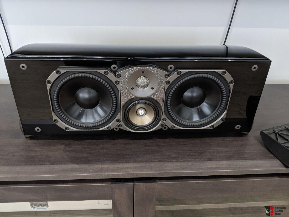 Paradigm signature c3 v3 gloss black Photo #2549290 - Canuck Audio Mart
