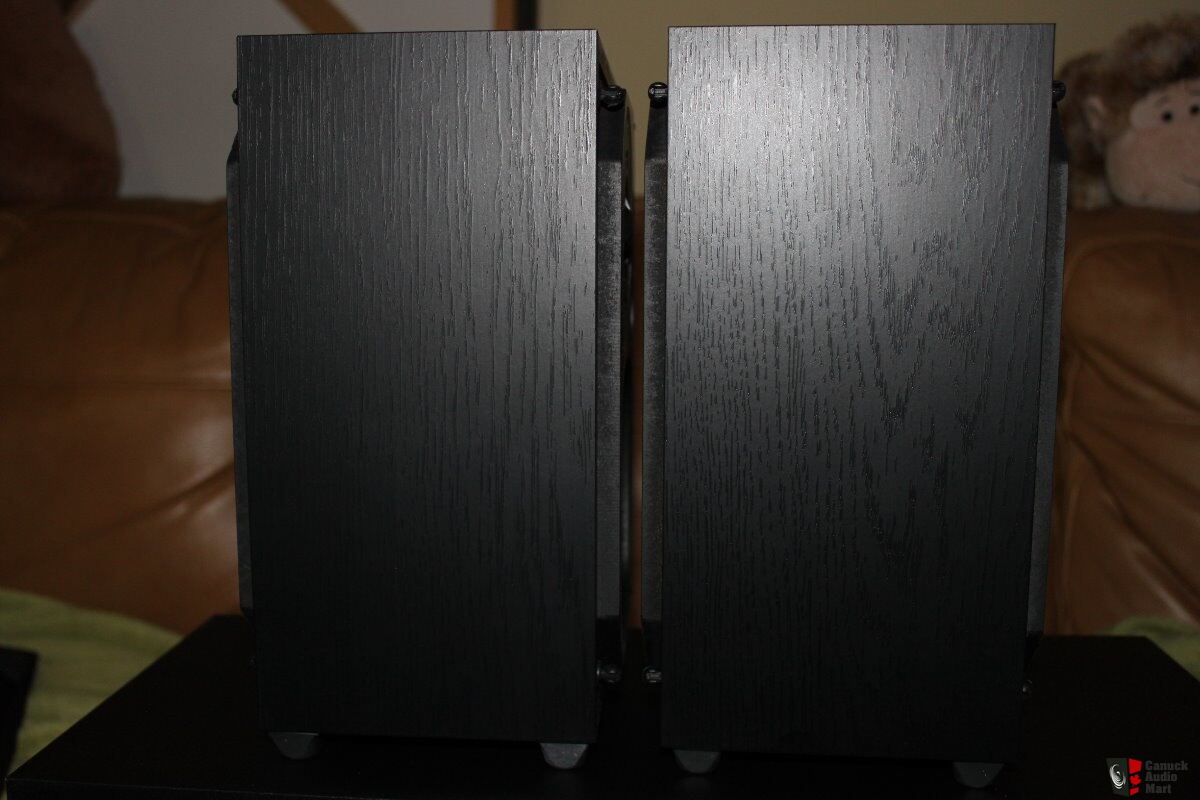 Definitive Technology BP-1 (Bi-polar surrounds) and C1 (center speaker ...