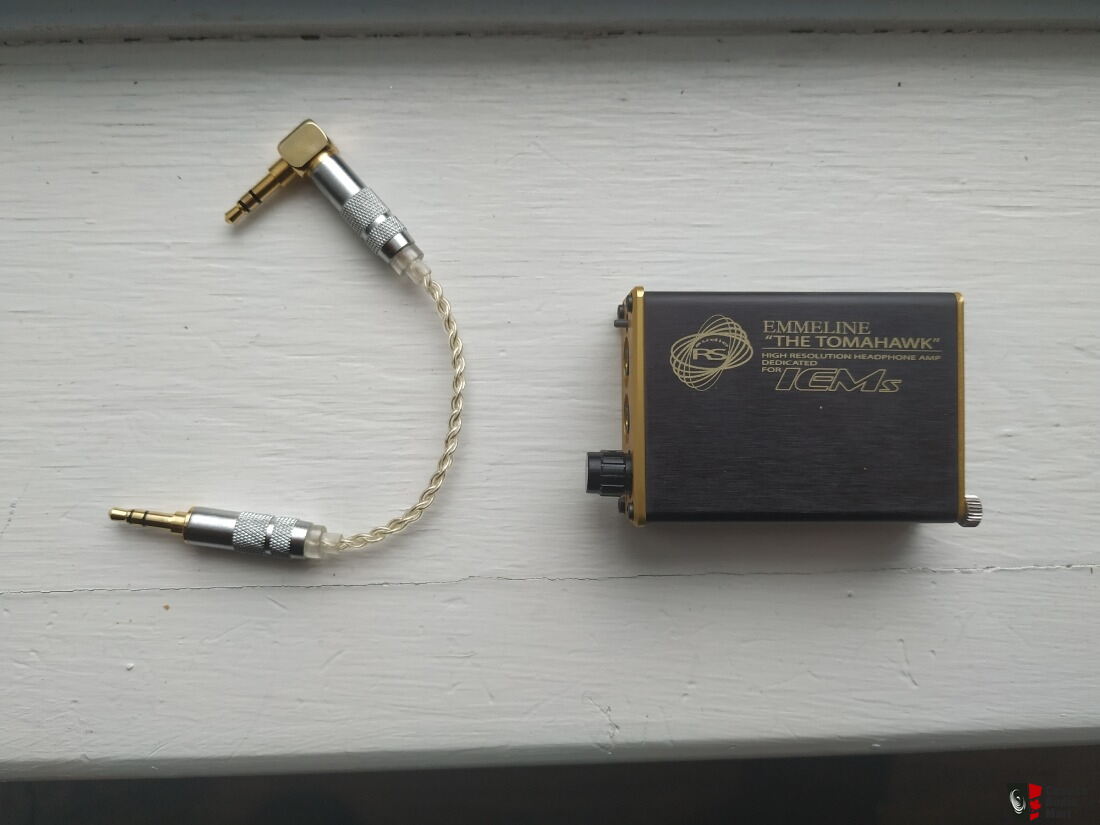 Ray Samuels Audio Emmeline "The Tomahawk" Portable Headphone Amp Photo ...