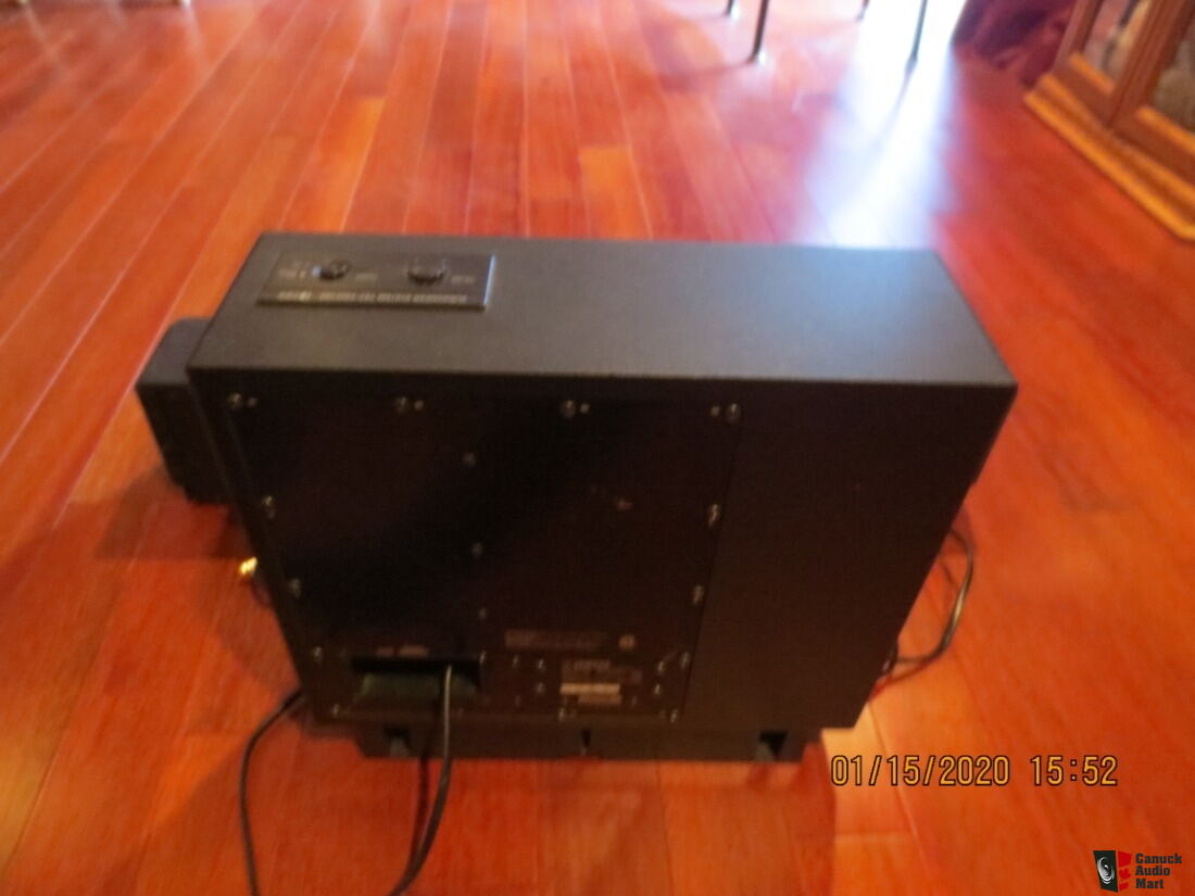 Yamaha YSP 900 Soundbar & Sub Photo #2571873 - Canuck Audio Mart