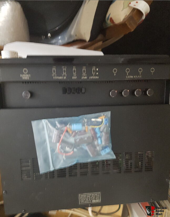 McIntosh MR 80 FM tuner restored Photo #2579567 - UK Audio Mart