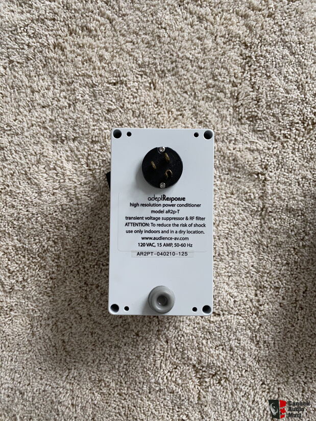 Audience adeptResponse aR2p-T High Resolution Power Conditioner Photo ...