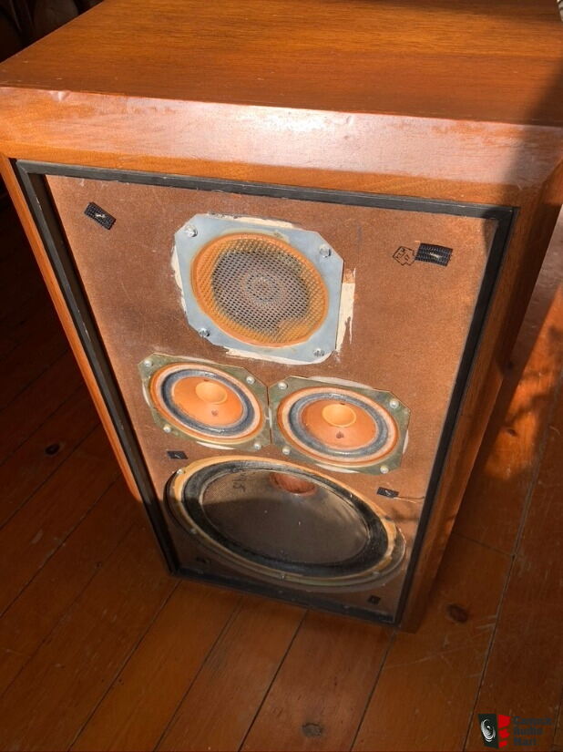 Speaker collection Photo #2592062 - Canuck Audio Mart