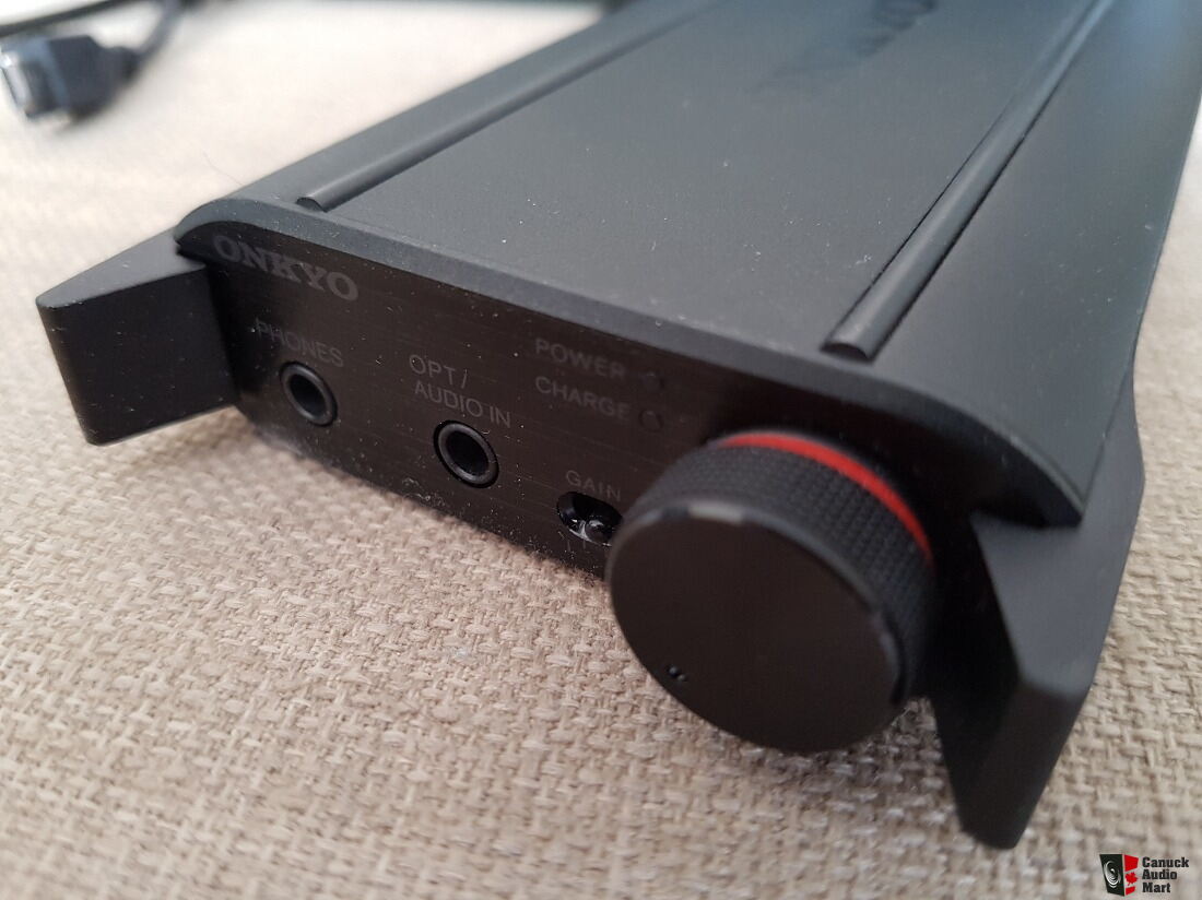 Onkyo DAC-HA200 DAC and Headphone Amplifier Photo #2600762 - UK Audio Mart