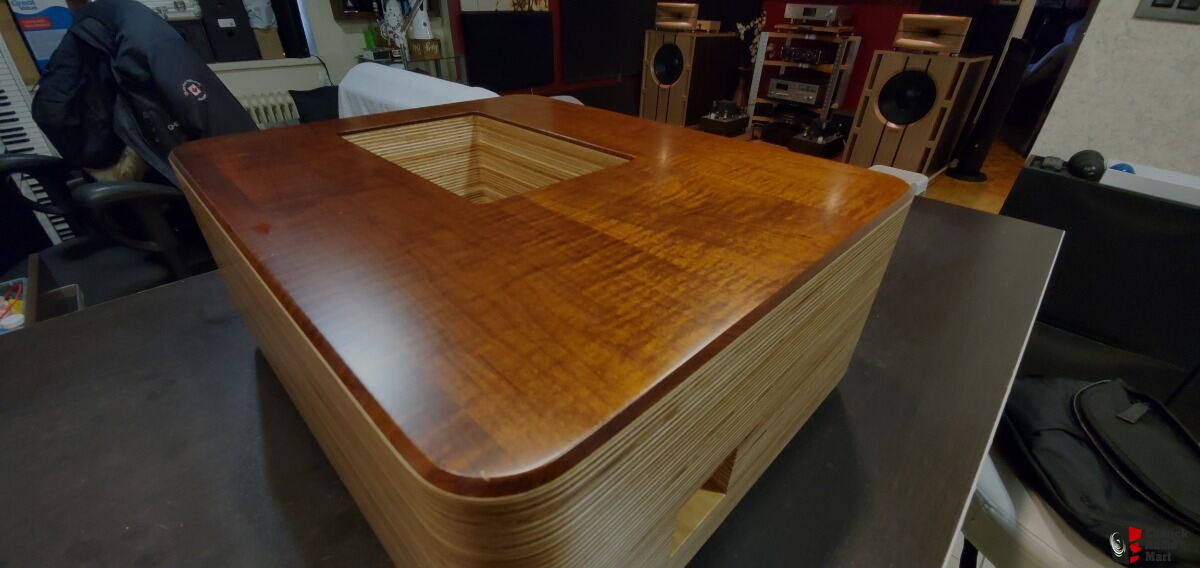 Wood Chassis Amp and more For Sale - Canuck Audio Mart