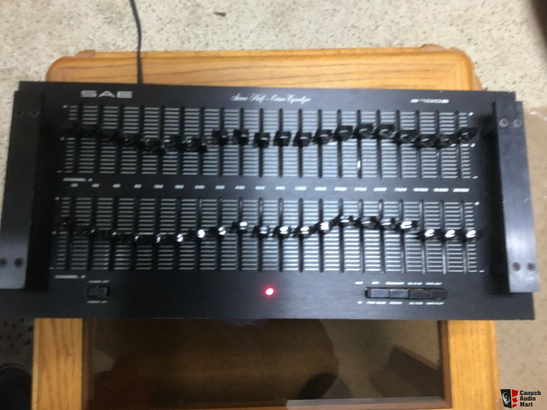 equalizer SAE 2700B Photo #2607000 - UK Audio Mart