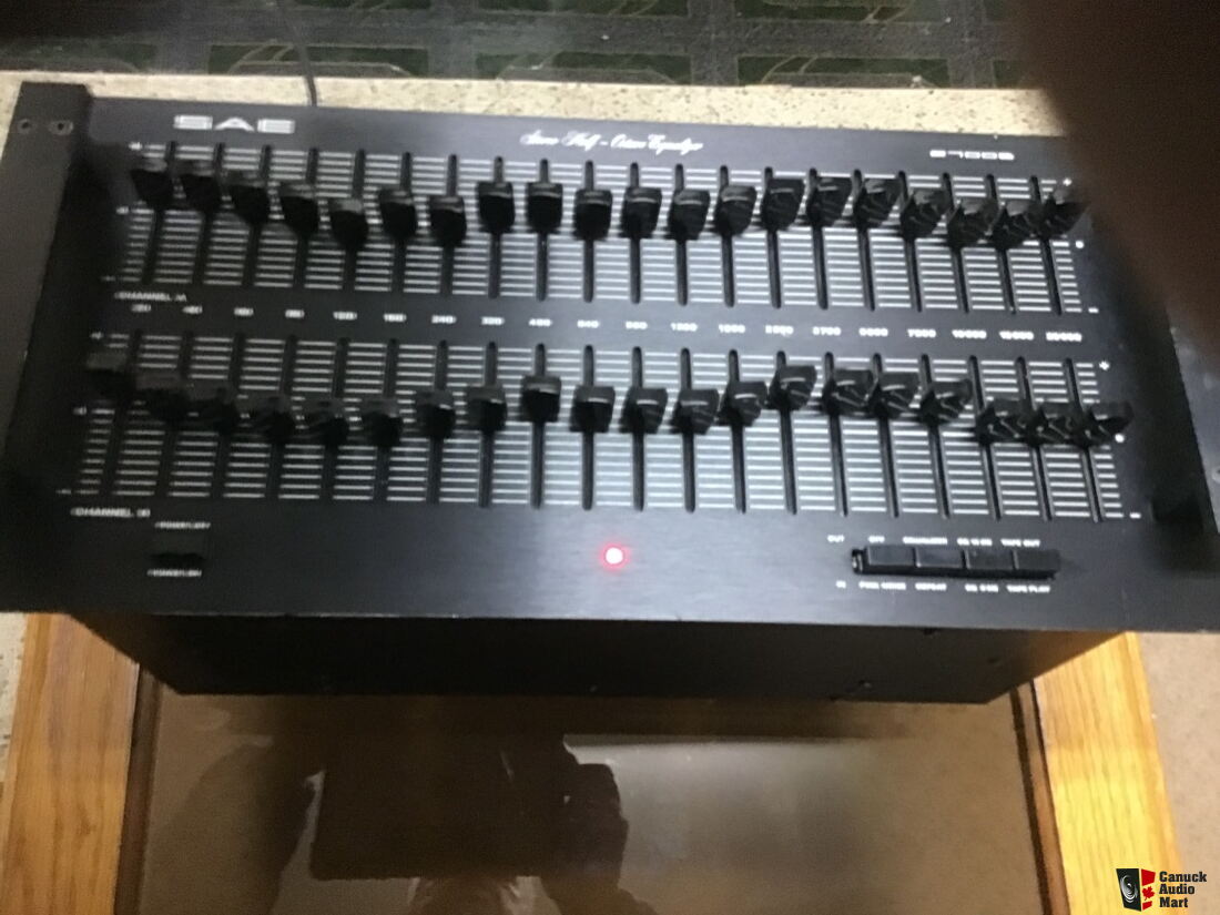 equalizer SAE 2700B Photo #2607003 - UK Audio Mart