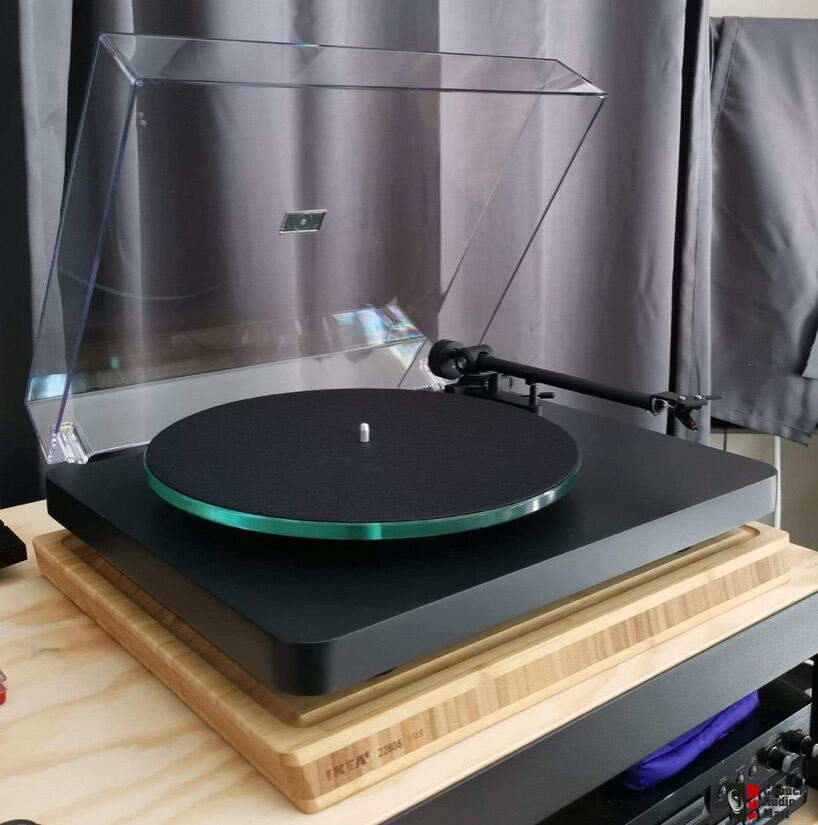 NAD C558 demo sale Photo #2608075 - US Audio Mart