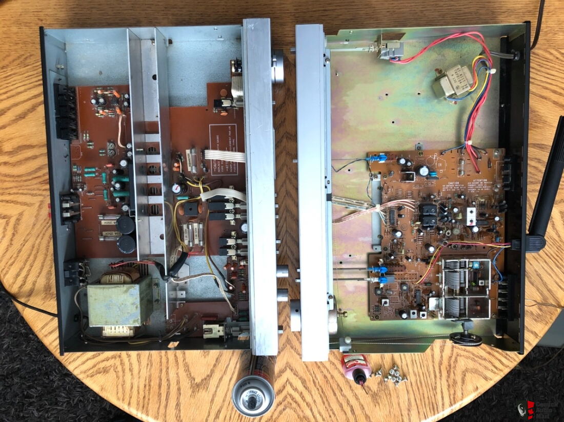 1982 AKAI AM-U11 Integrated Amplifier w/ AT-K11 AM/FM Analogue Tuner ...