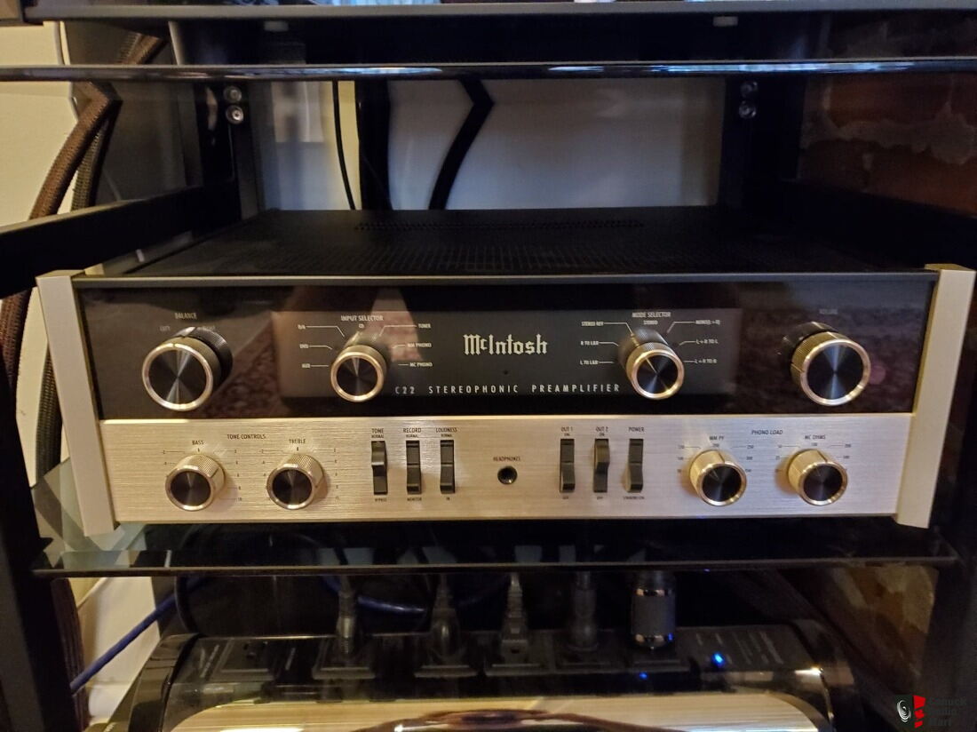 McIntosh C22 2-Channel Vacuum Tube Preamplifier Photo #2616637 - Canuck ...
