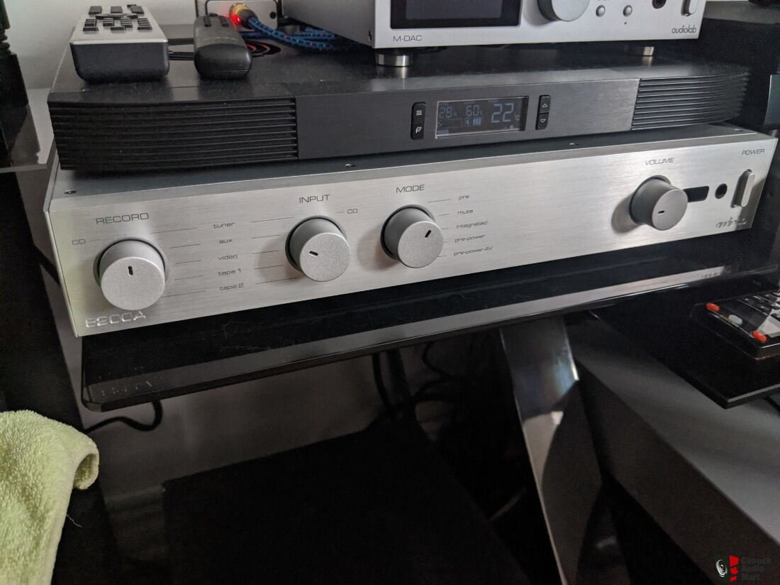 Audiolab 8200A silver For Sale - Canuck Audio Mart
