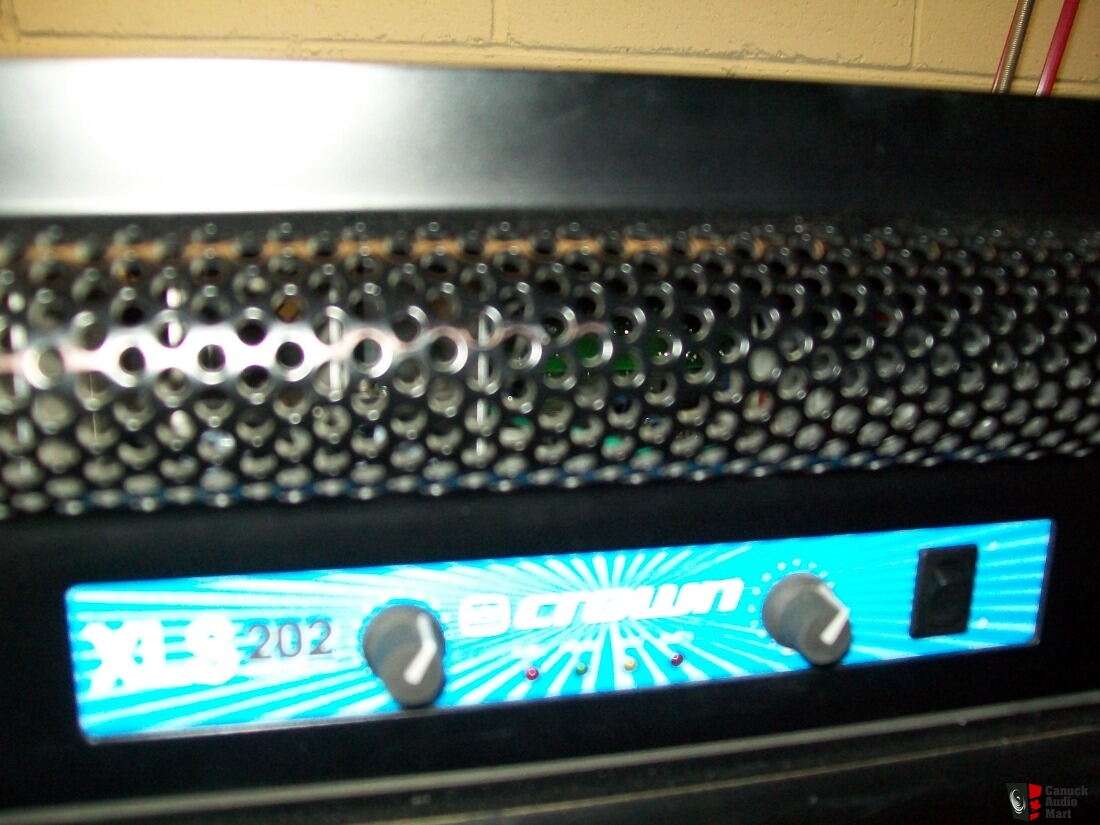 Crown XLS 202 Power Amp, Serial #001590 Photo #2617456 - UK Audio Mart