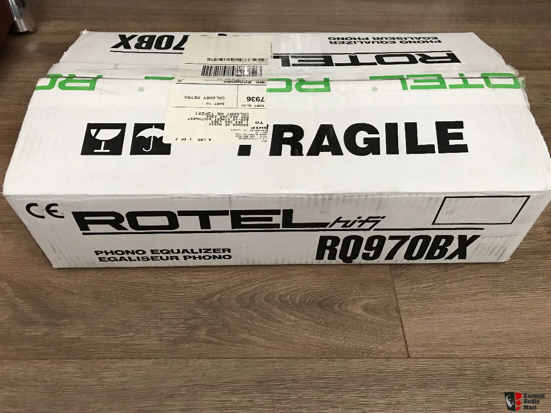 Rotel RQ-970BX MC/MM Phono Preamp Photo #2619016 - Canuck Audio Mart