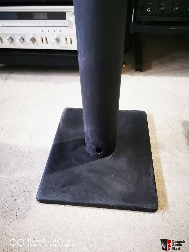 Speaker Stands 23" Height, Metal, Circular Post, Strong Photo #2625544 ...