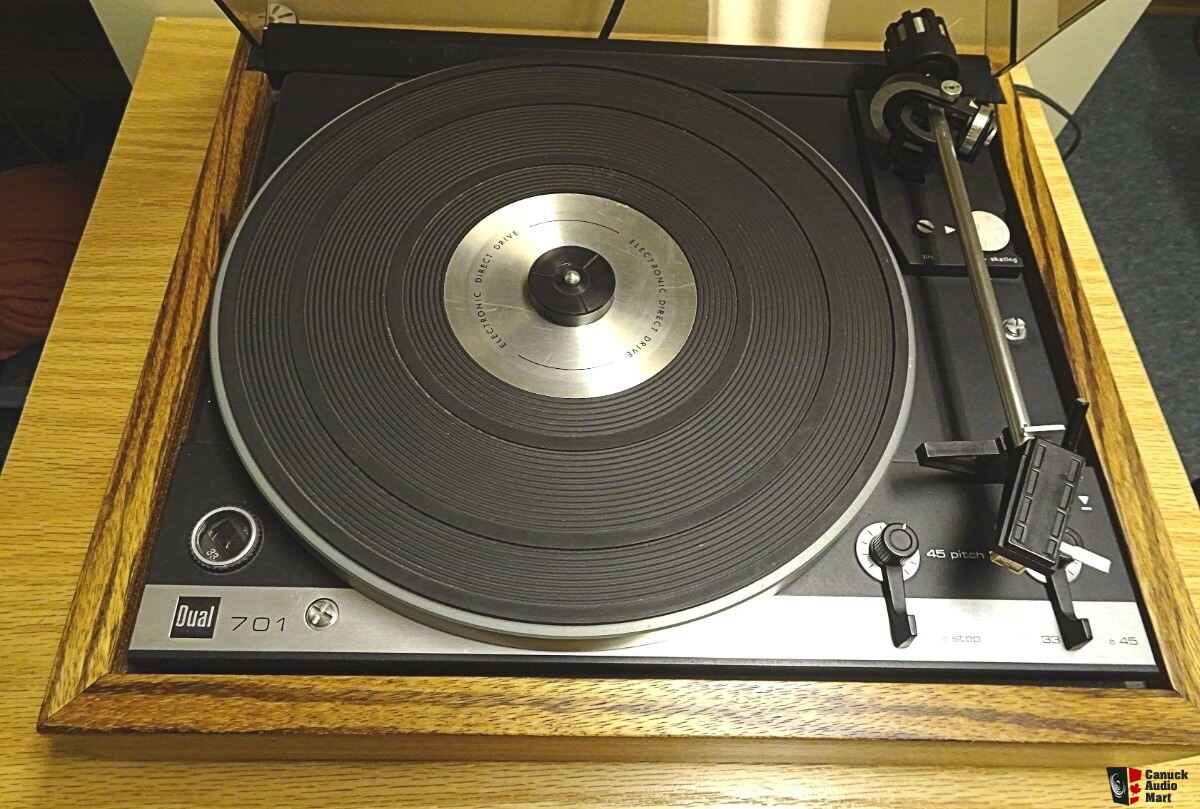 Dual 701 direct drive turntable Photo #2625551 - Canuck Audio Mart