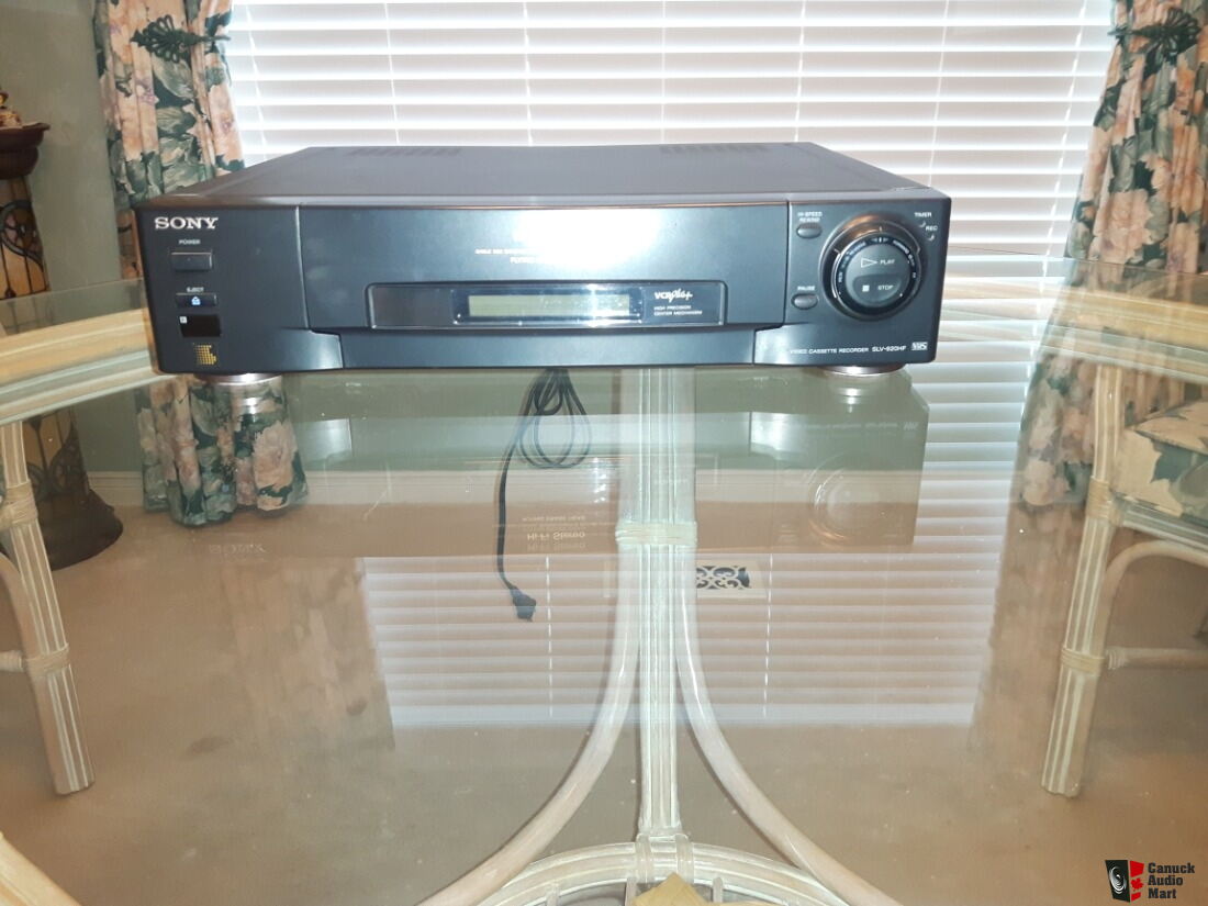 Sony VHS video cassette recorder SLV-920HF Photo #2638673 - UK Audio Mart