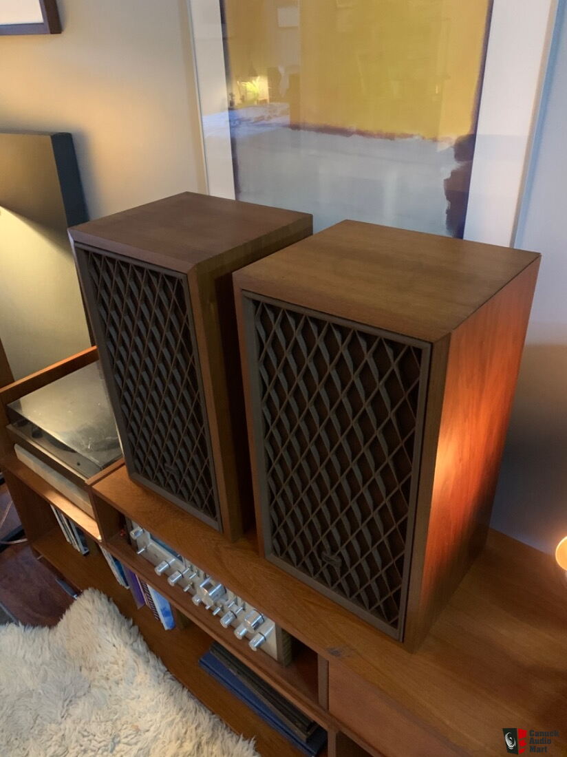 Realistic Nova 7B Photo #2645808 - Canuck Audio Mart