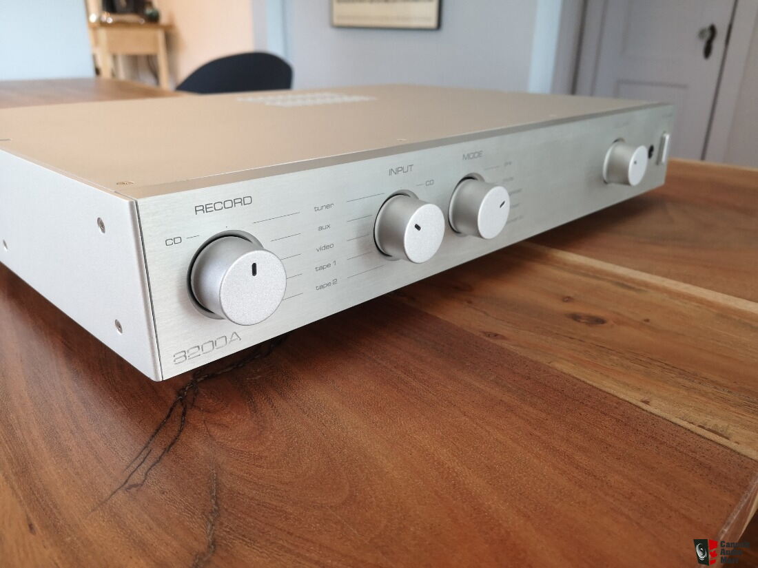 Audiolab 8200A Silver Finish Photo #2662701 - UK Audio Mart