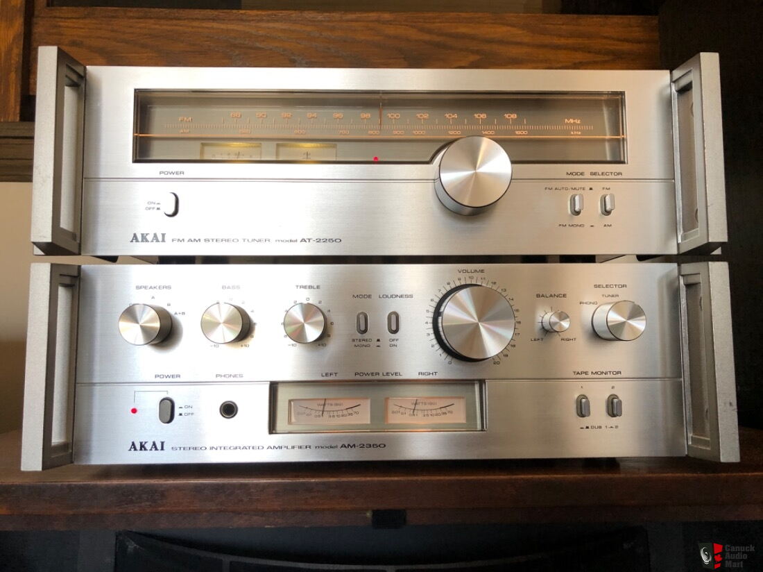 1979 AKAI AM-2350 Integrated Amplifier w/ Matching AT-2250 AM FM Tuner ...