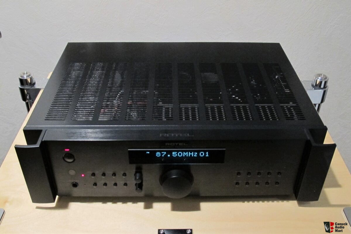 Rotel RX-1050 receiver - EXCELLENT !!! Photo #2693518 - Canuck Audio Mart