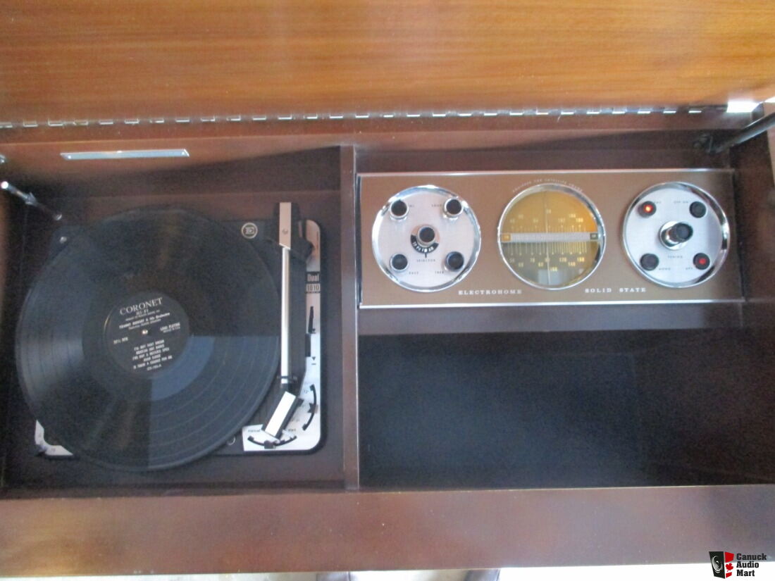 1969 Electrohome Stereo console Model S 610. Mid Century Modern ...