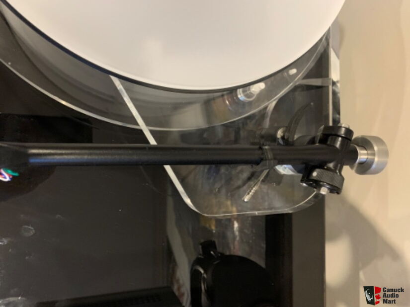 Roksan Radius 5 turntable with Ortofon 2m Blue Photo #2741275 - UK ...