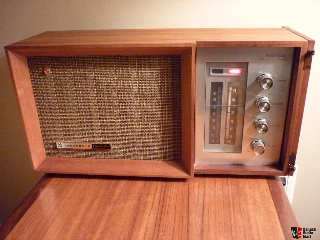 GORGEOUS MID 70'S PANASONIC TABLETOP RADIO*REAL WALNUT*-ON HOLD- Photo ...