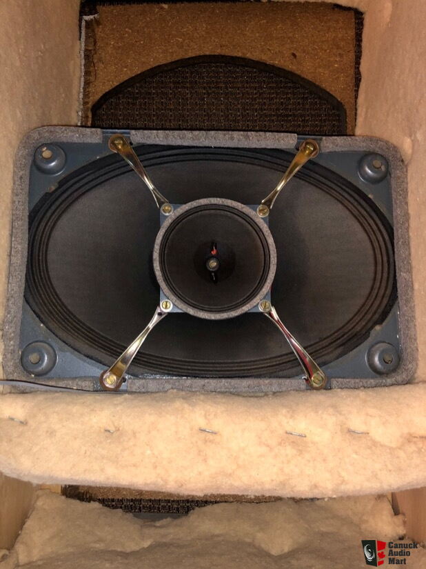 ISOPHON PH2132E German Made Speakers in NORESCO NE 561 Cabinets Photo ...