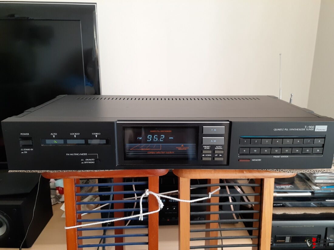 Vintage Sansui Quartz PLL Synthesized Tuner T-900 (Made in Japan) Photo ...