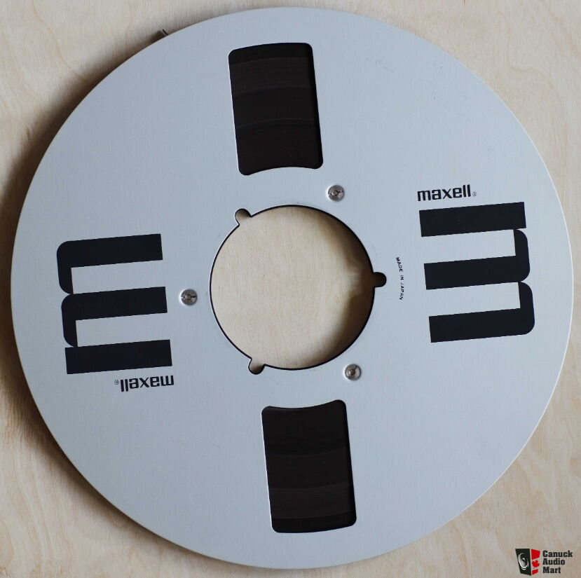 PRO & regular tapes & metal pickup reels for reel-to-reel decks Photo ...
