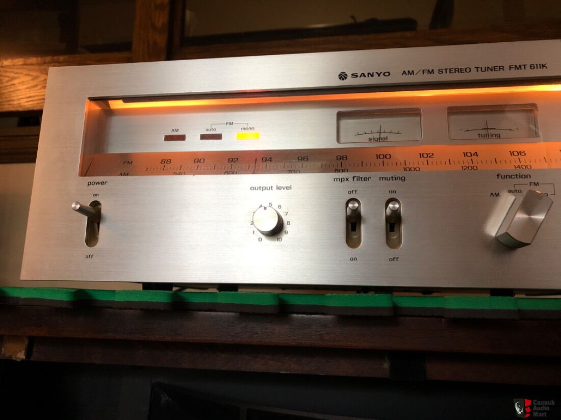 Serviced 1978 Sanyo Am/FM stereo Tuner FMT611K 14.3lbs Photo #1553994 ...