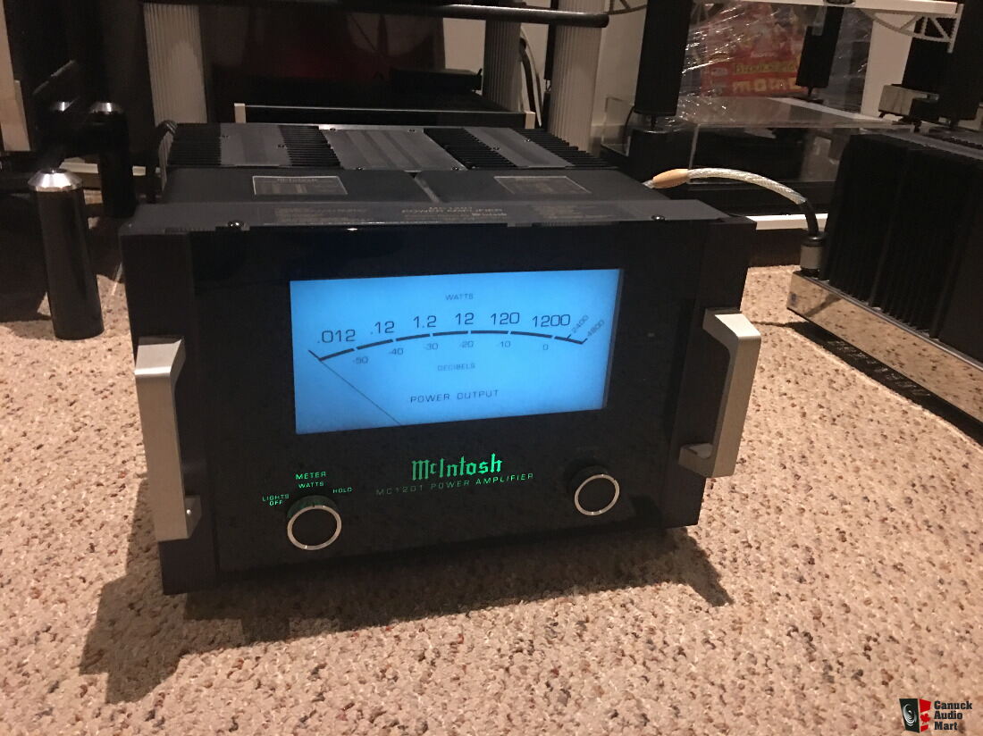 McIntosh Mc1201 1200 watt monoblocks! Photo #2781908 - US Audio Mart