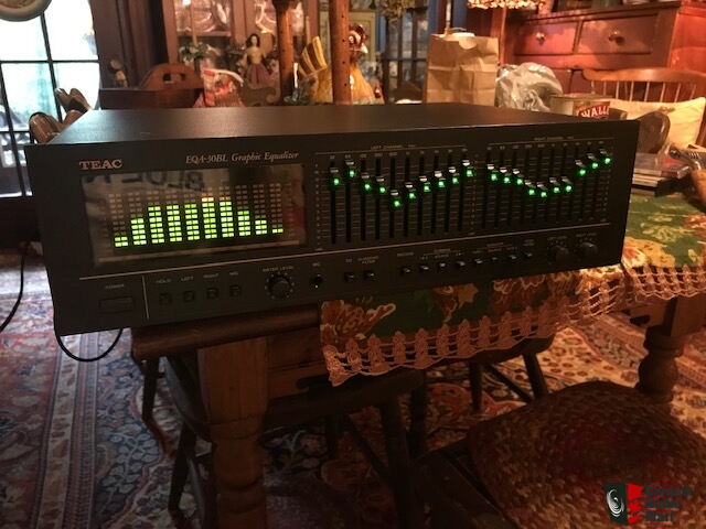 Teac EQA-30BL graphic equalizer For Sale - Canuck Audio Mart